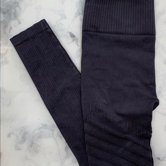 leleactive | Pants & Jumpsuits | Lele Active Leggings With Cutouts ...